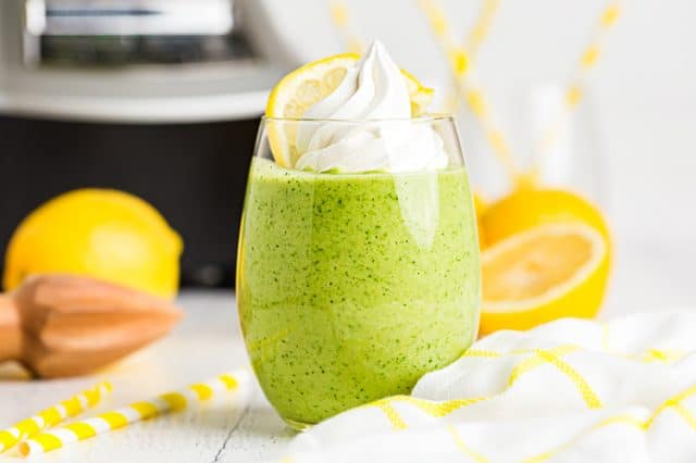 Keto Lemon Cream Pie Smoothie - ForgetSugar