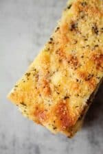 Keto Garlic Bread - ForgetSugar