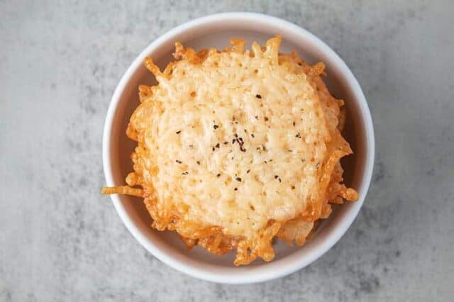 Homemade Parmesan Crisps Recipe - ForgetSugar